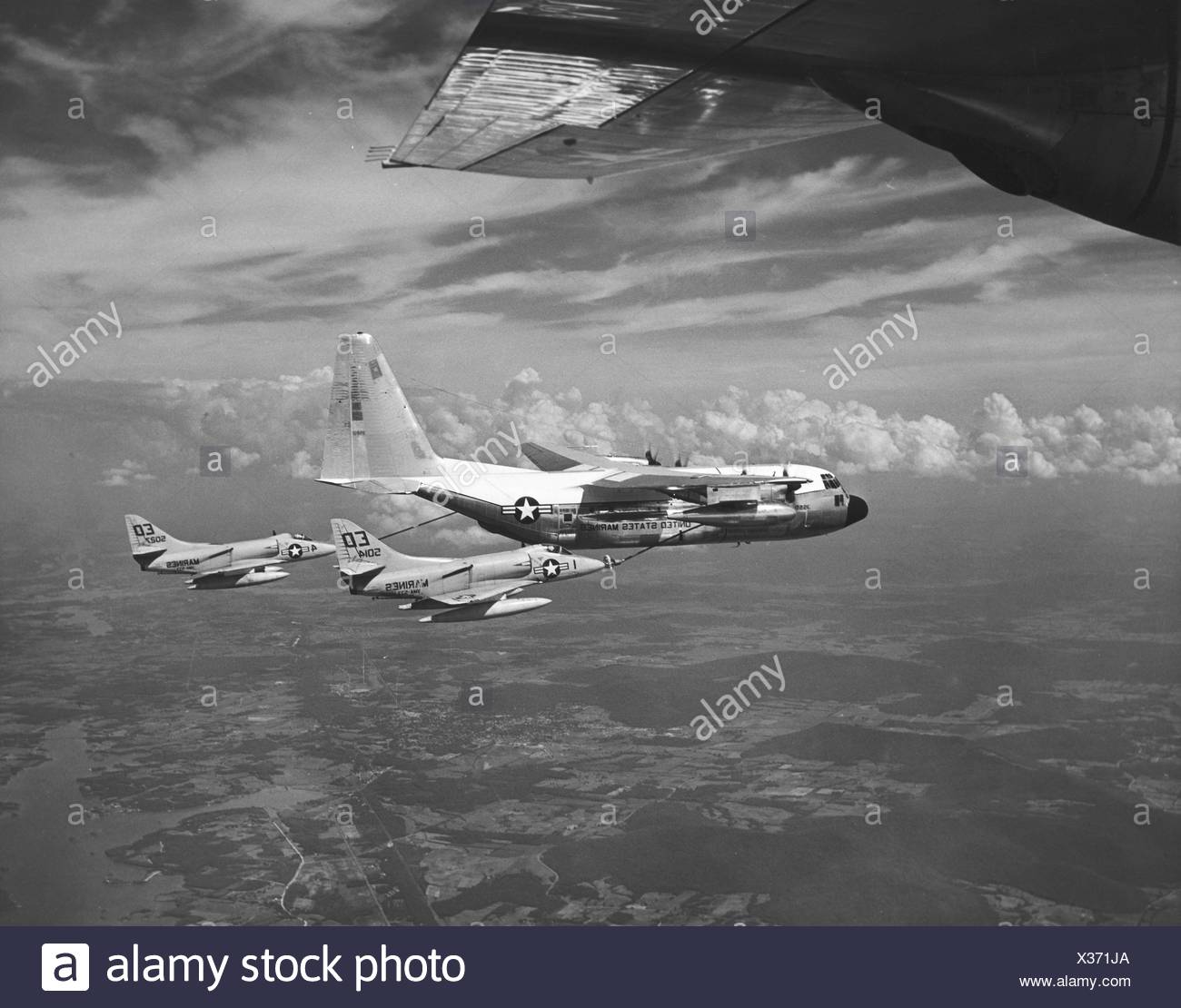 Lockheed Plane High Resolution Stock Photography and Images - Alamy