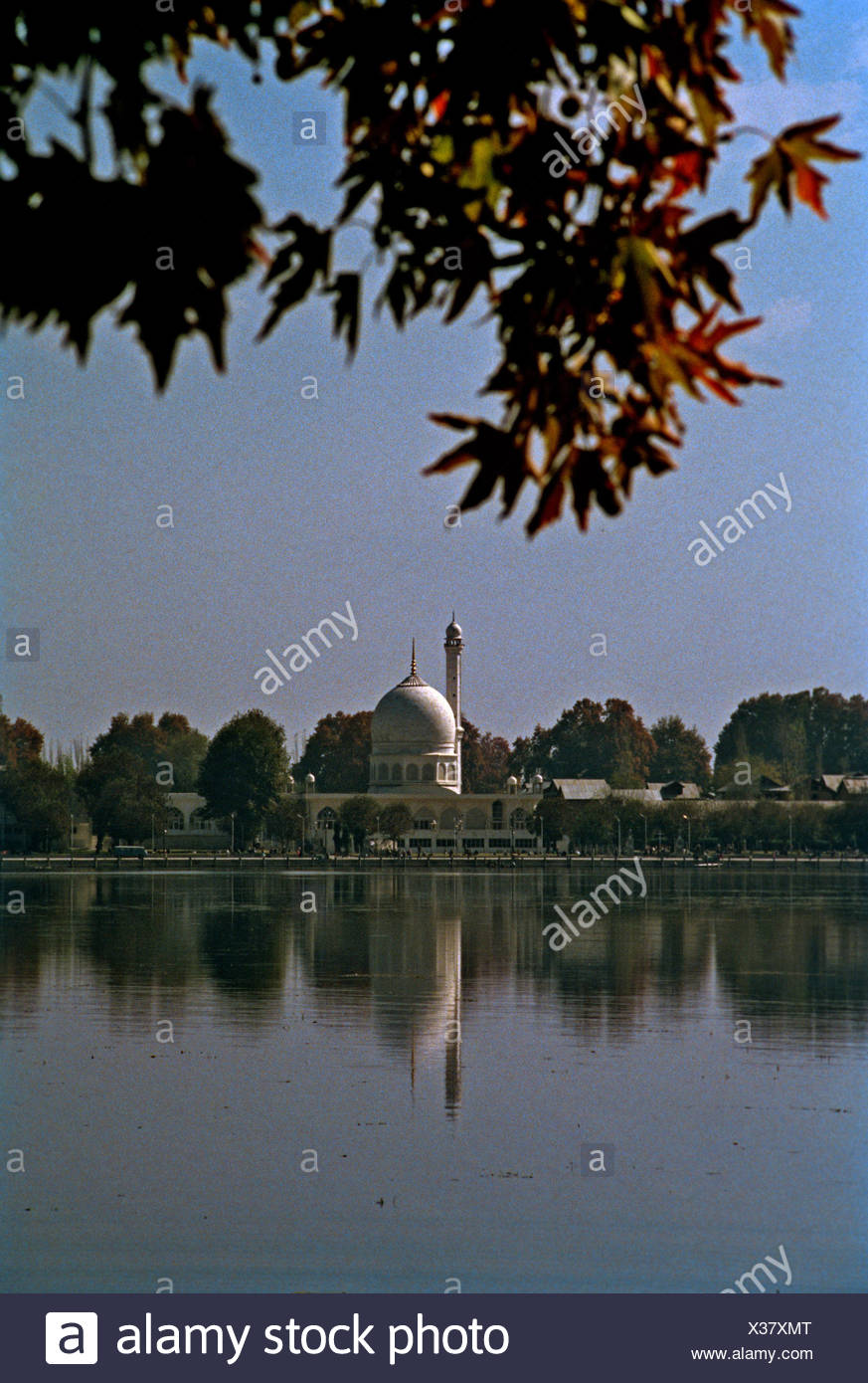 Hazratbal Shrine High Resolution Stock Photography and Images - Alamy