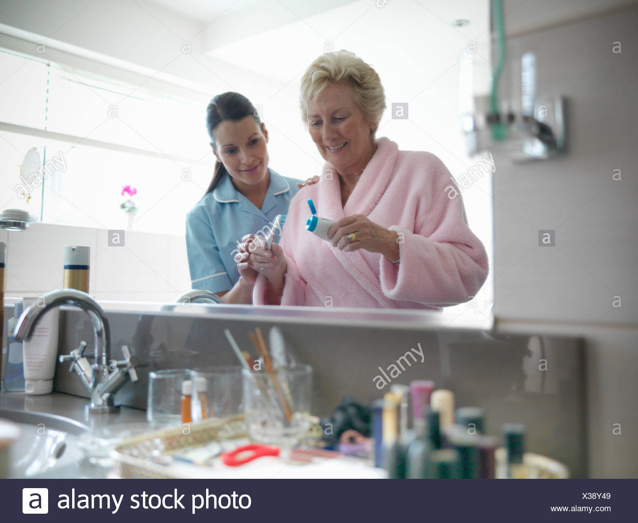 Two Elderly People Helping High Resolution Stock Photography and Images ...