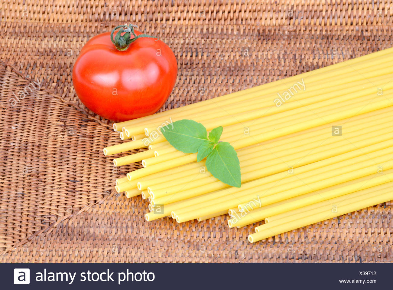 Maccaroni Stock Photos & Maccaroni Stock Images - Alamy