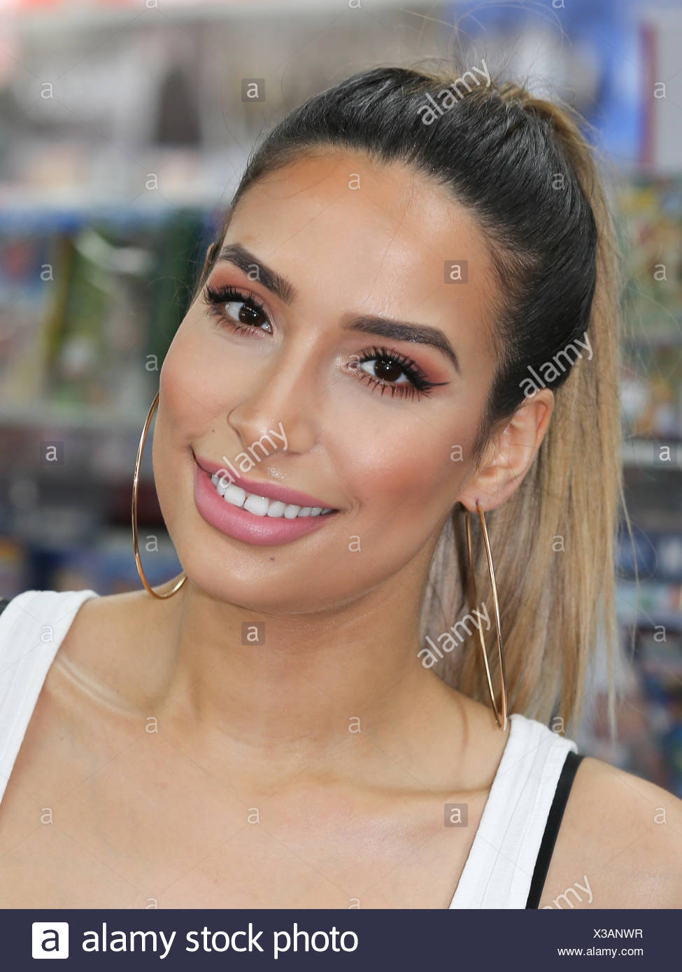 Lamiya Slimani Stock Photos & Lamiya Slimani Stock Images - Alamy