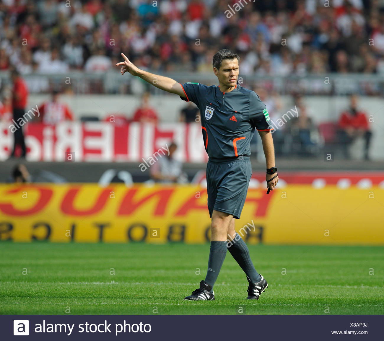 Soccer Referee Hand Signals High Resolution Stock Photography and ...