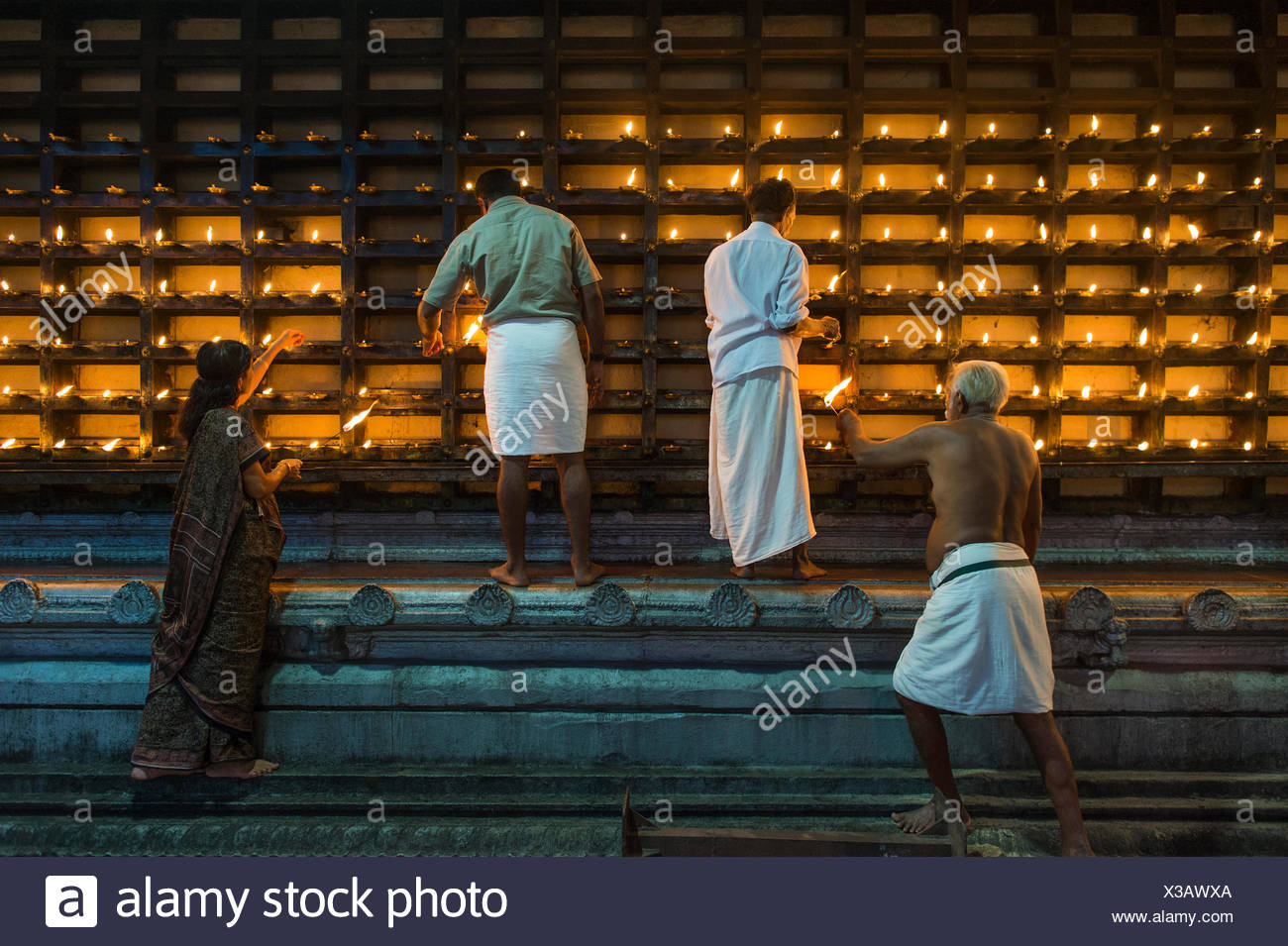 Kerala Temple Lamps High Resolution Stock Photography and Images - Alamy