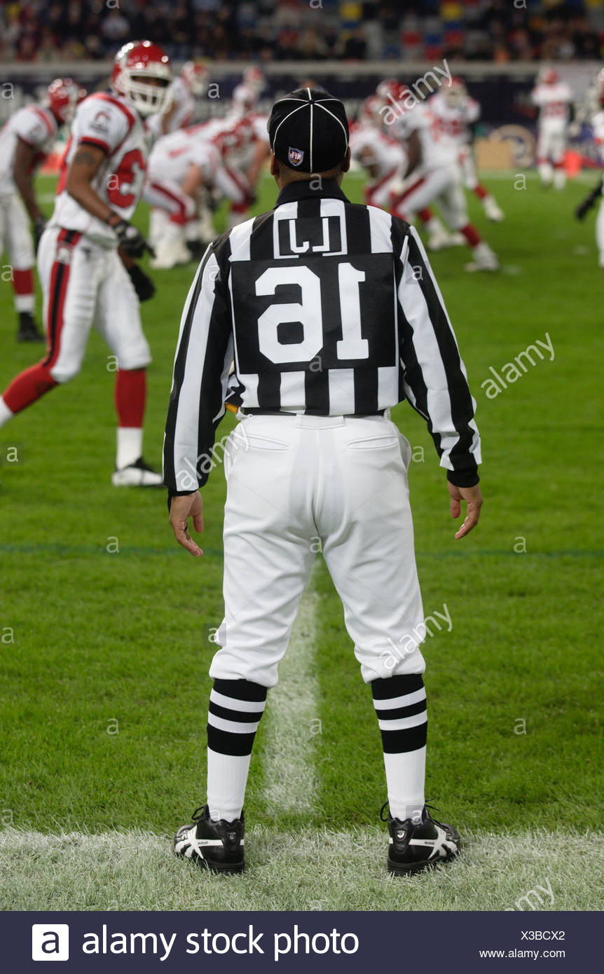 Nfl Referee High Resolution Stock Photography and Images - Alamy