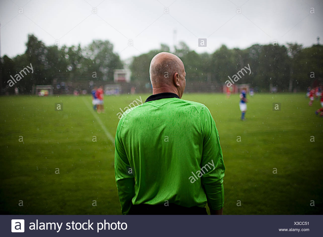 Soccer Referee High Resolution Stock Photography and Images - Alamy