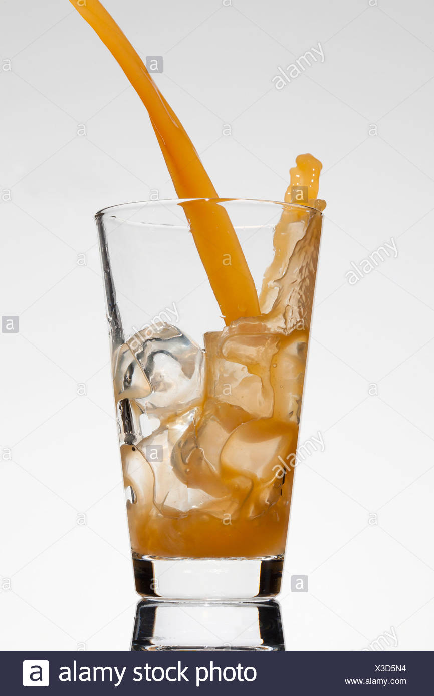 Overflowing Glass Stock Photos & Overflowing Glass Stock Images - Alamy