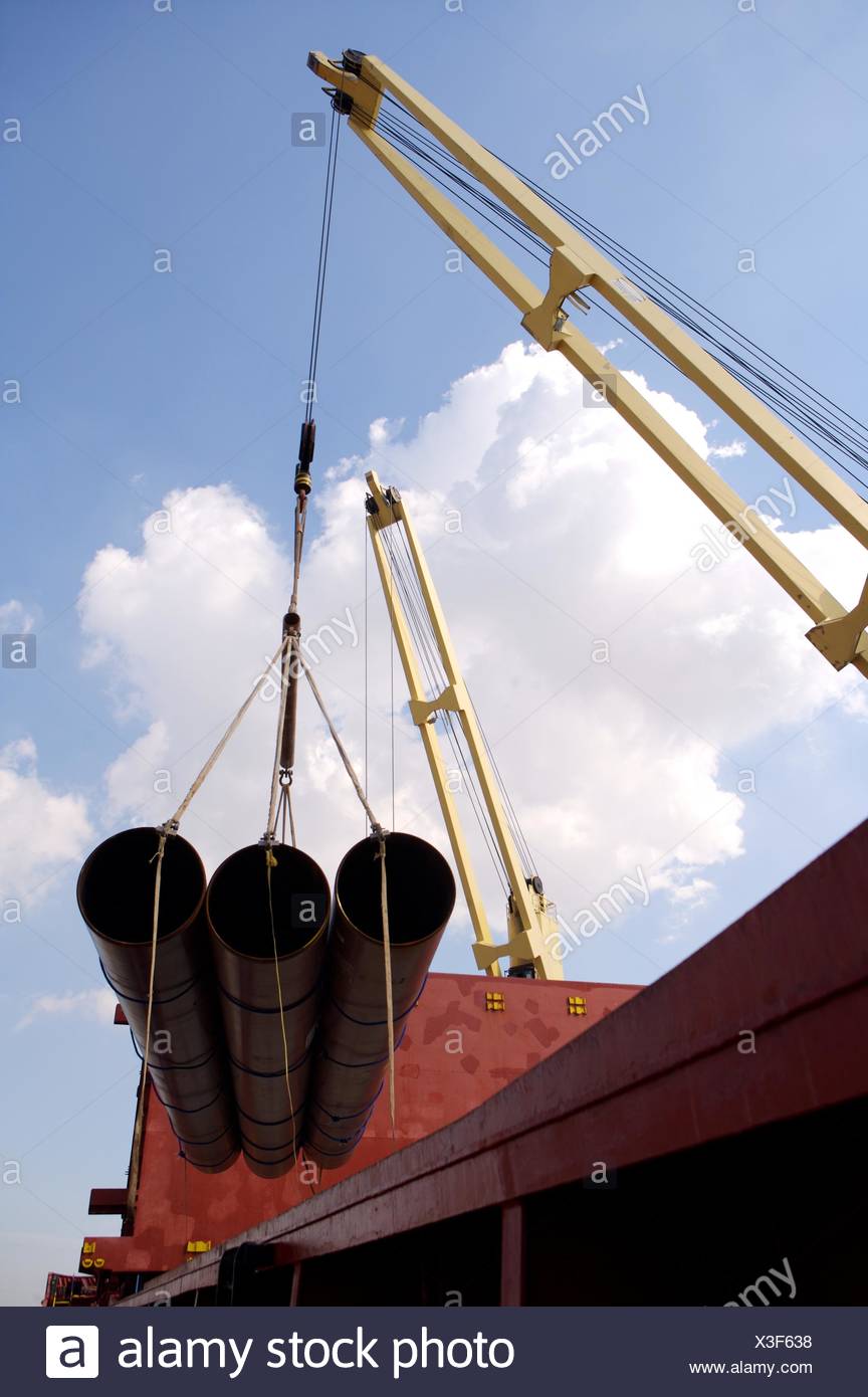 Offloading Crane High Resolution Stock Photography and Images - Alamy