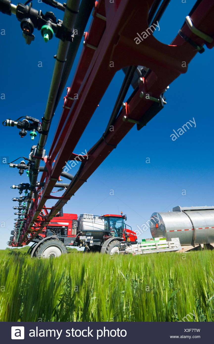 Boom Sprayer Stock Photos & Boom Sprayer Stock Images - Alamy