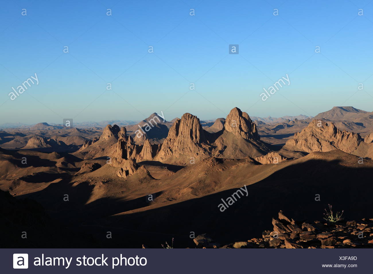 Hoggar Mountain High Resolution Stock Photography and Images - Alamy