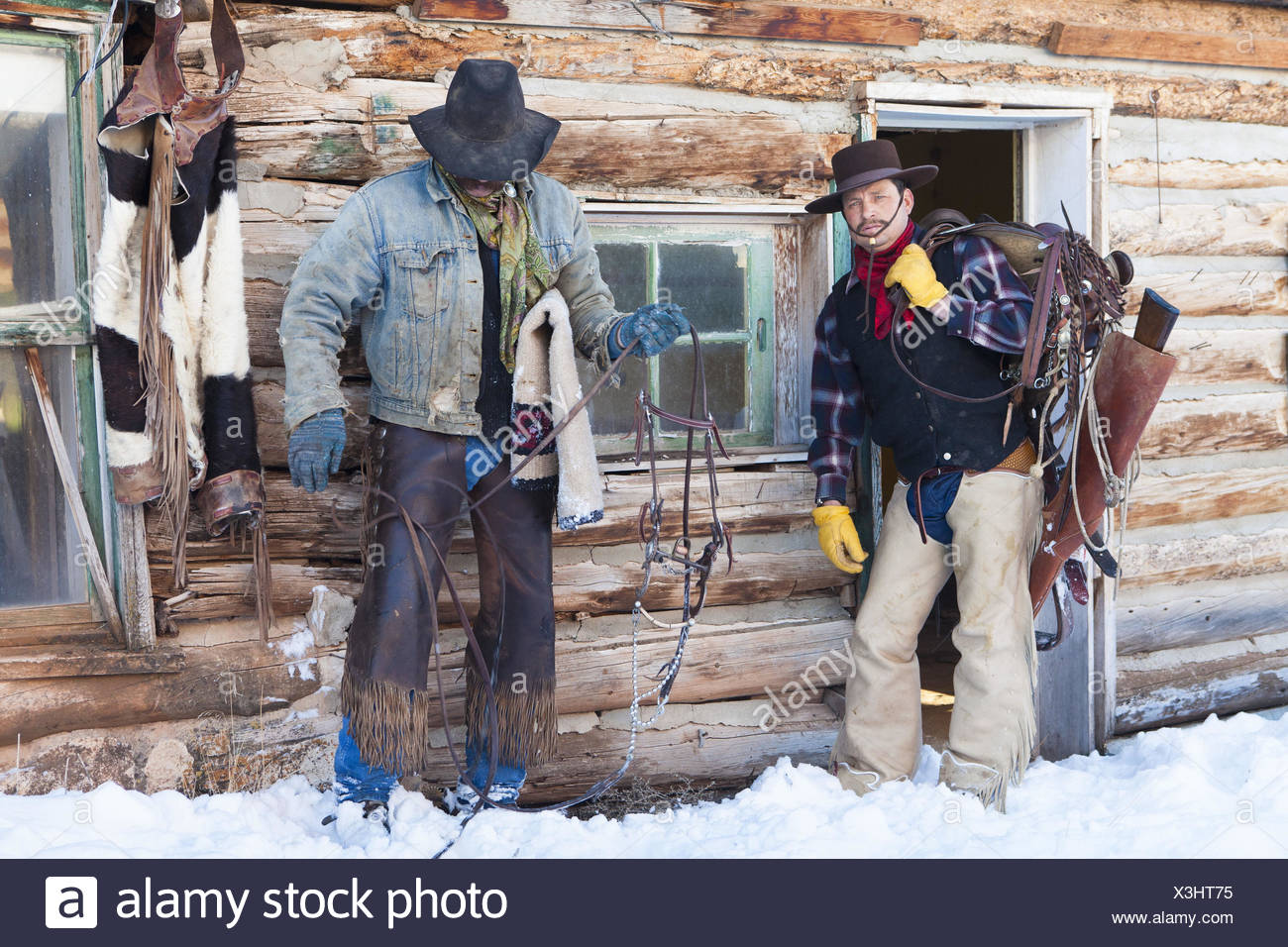 Cowboys In Snow Stock Photos & Cowboys In Snow Stock Images - Alamy