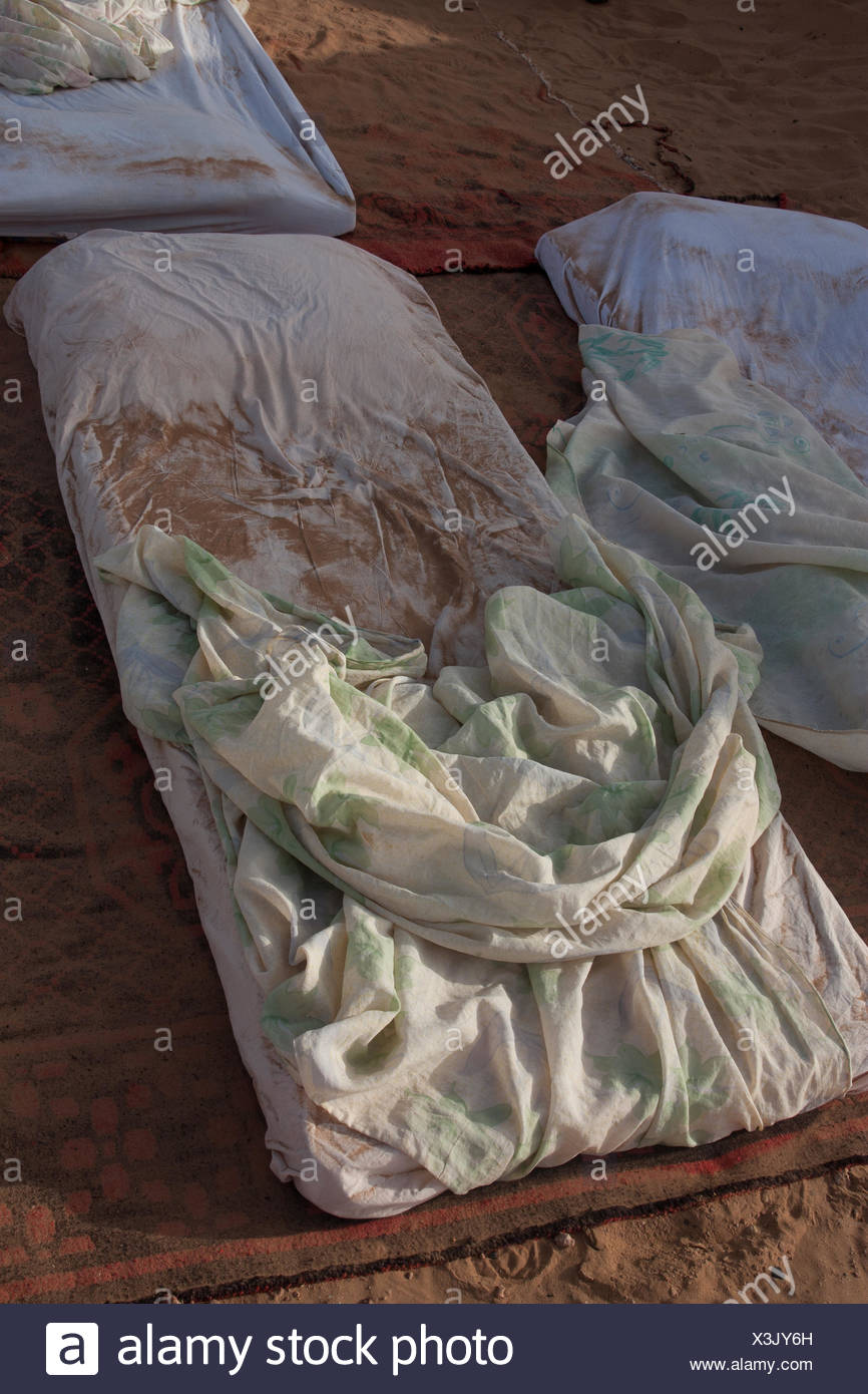 Dirty Mattress High Resolution Stock Photography and Images - Alamy