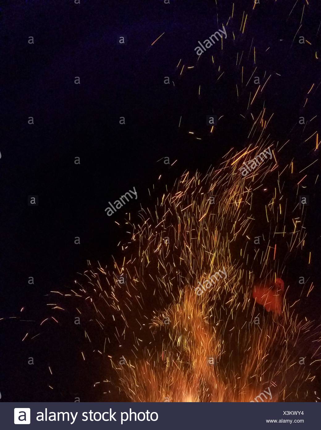 Underwater Explosion Stock Photos & Underwater Explosion Stock Images ...