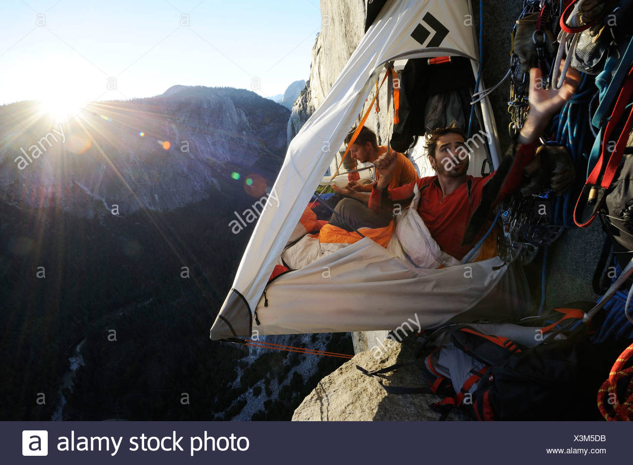 Portaledge Stock Photos & Portaledge Stock Images - Alamy