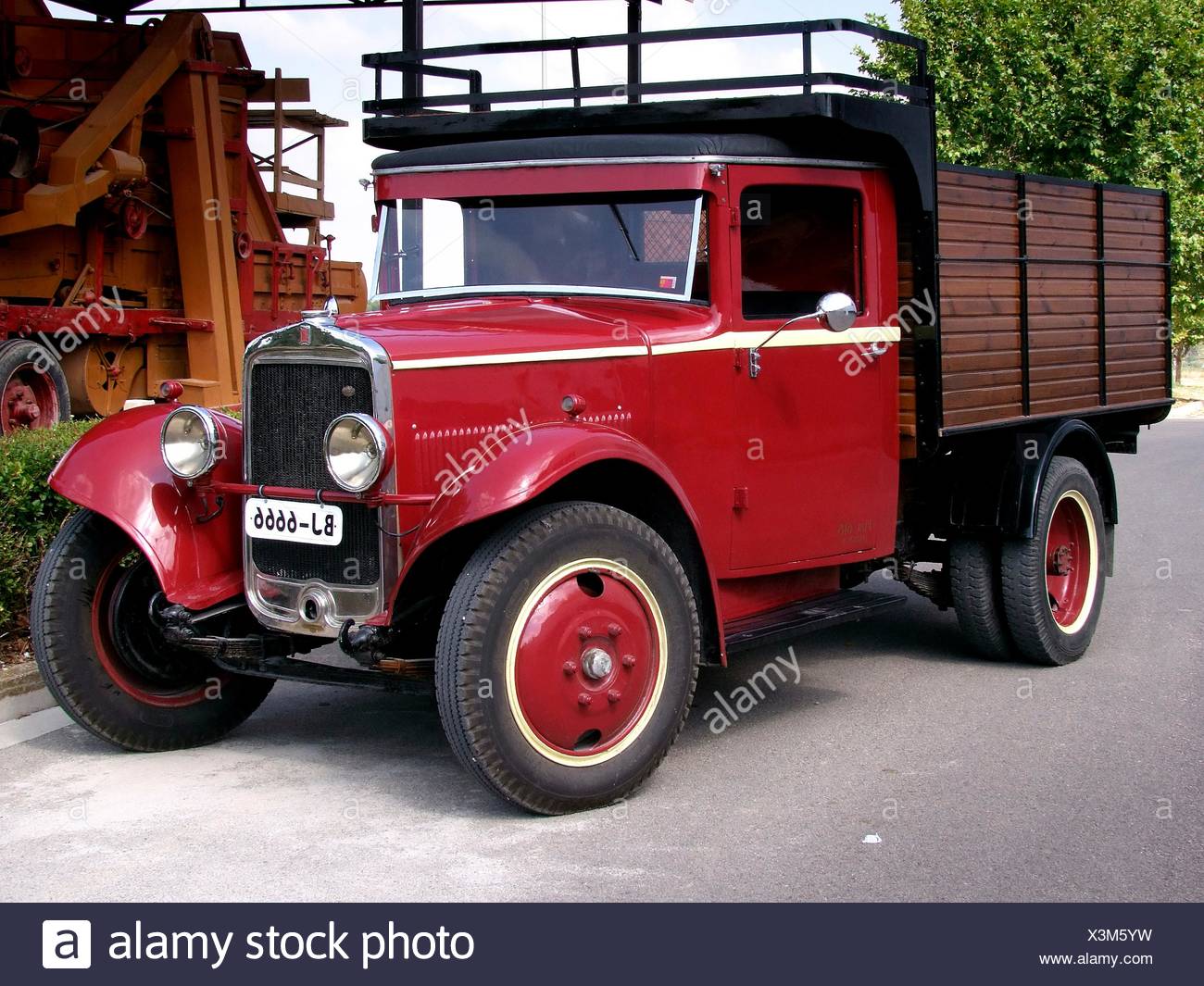Fiat Truck Stock Photos & Fiat Truck Stock Images - Alamy