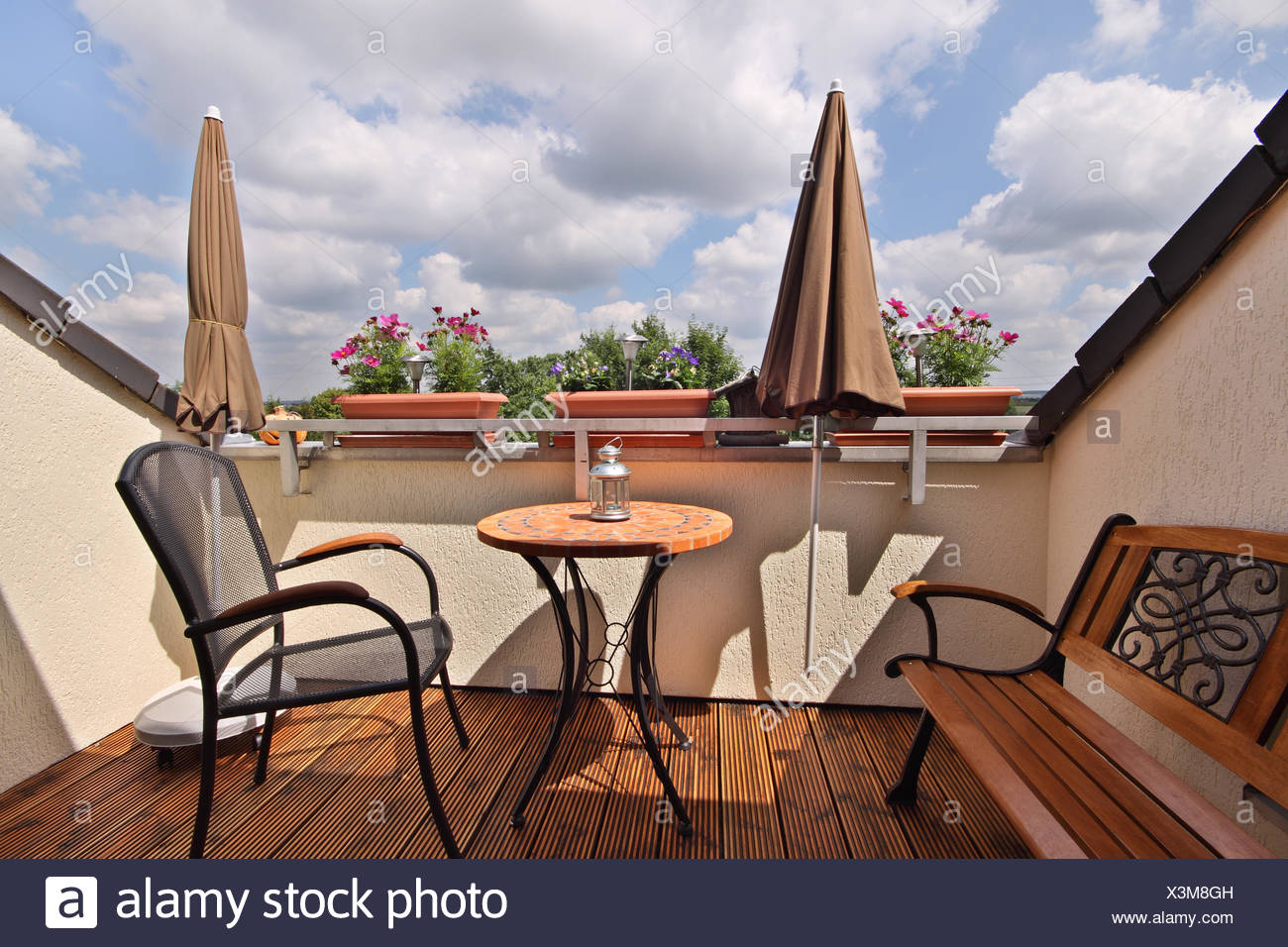Balcony High Resolution Stock Photography and Images - Alamy