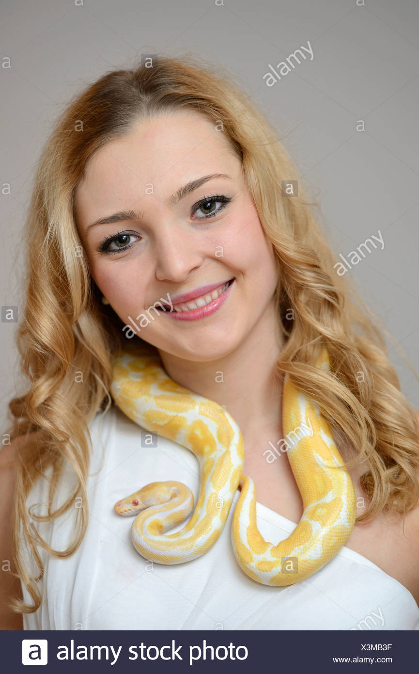 Handsome Snake High Resolution Stock Photography and Images - Alamy
