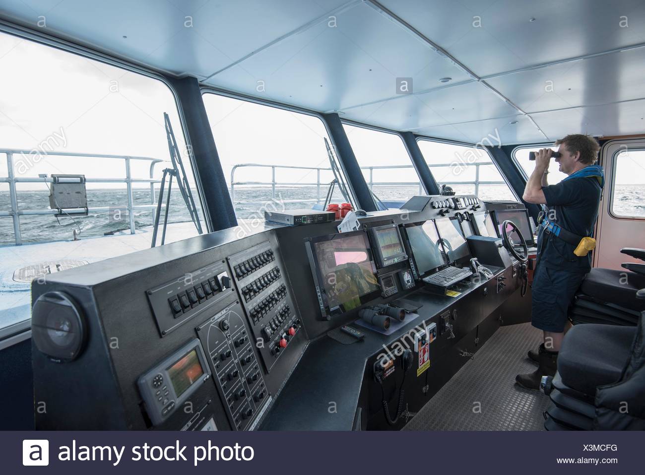 Research Ship High Resolution Stock Photography and Images - Alamy