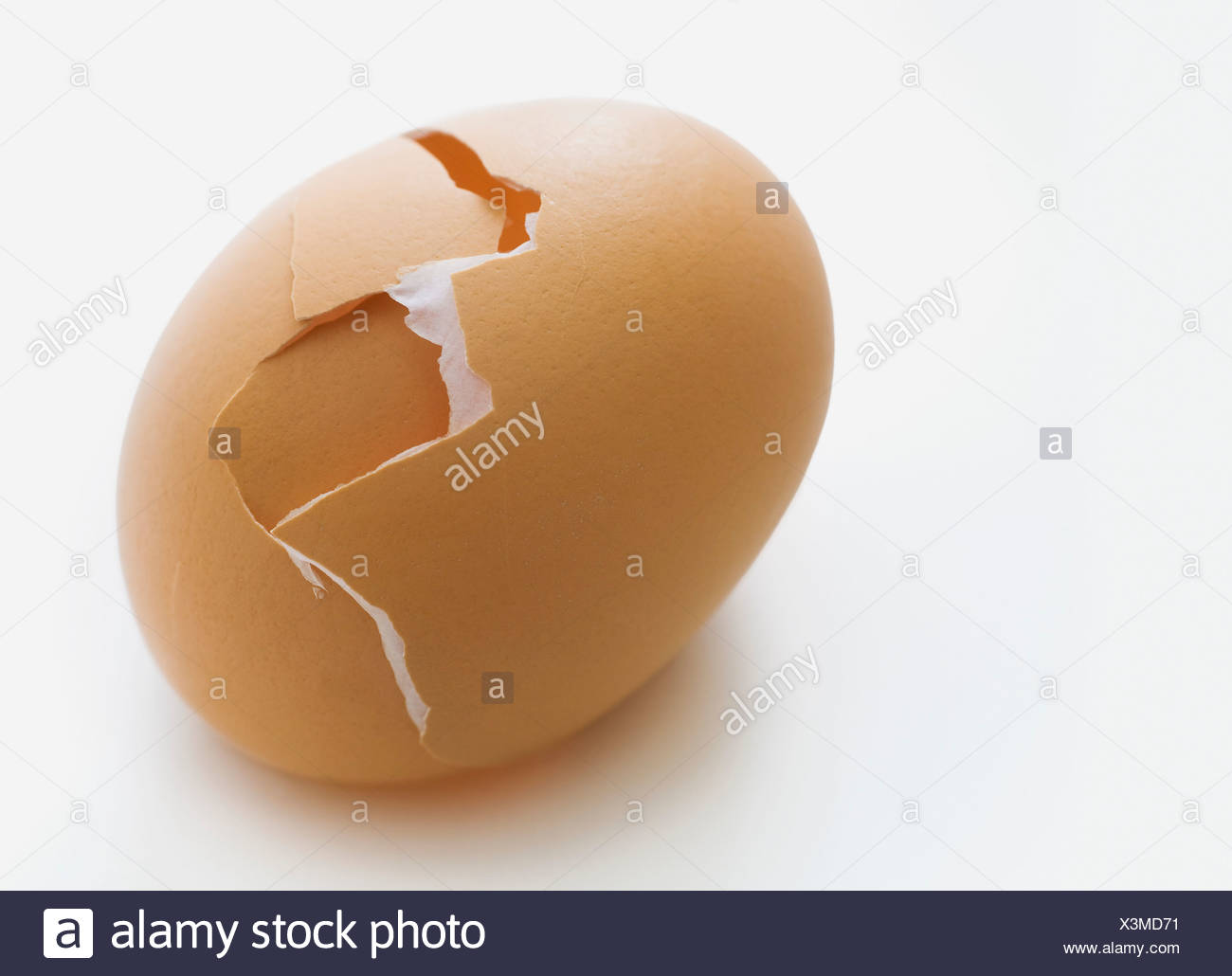 Cracked Egg High Resolution Stock Photography and Images - Alamy