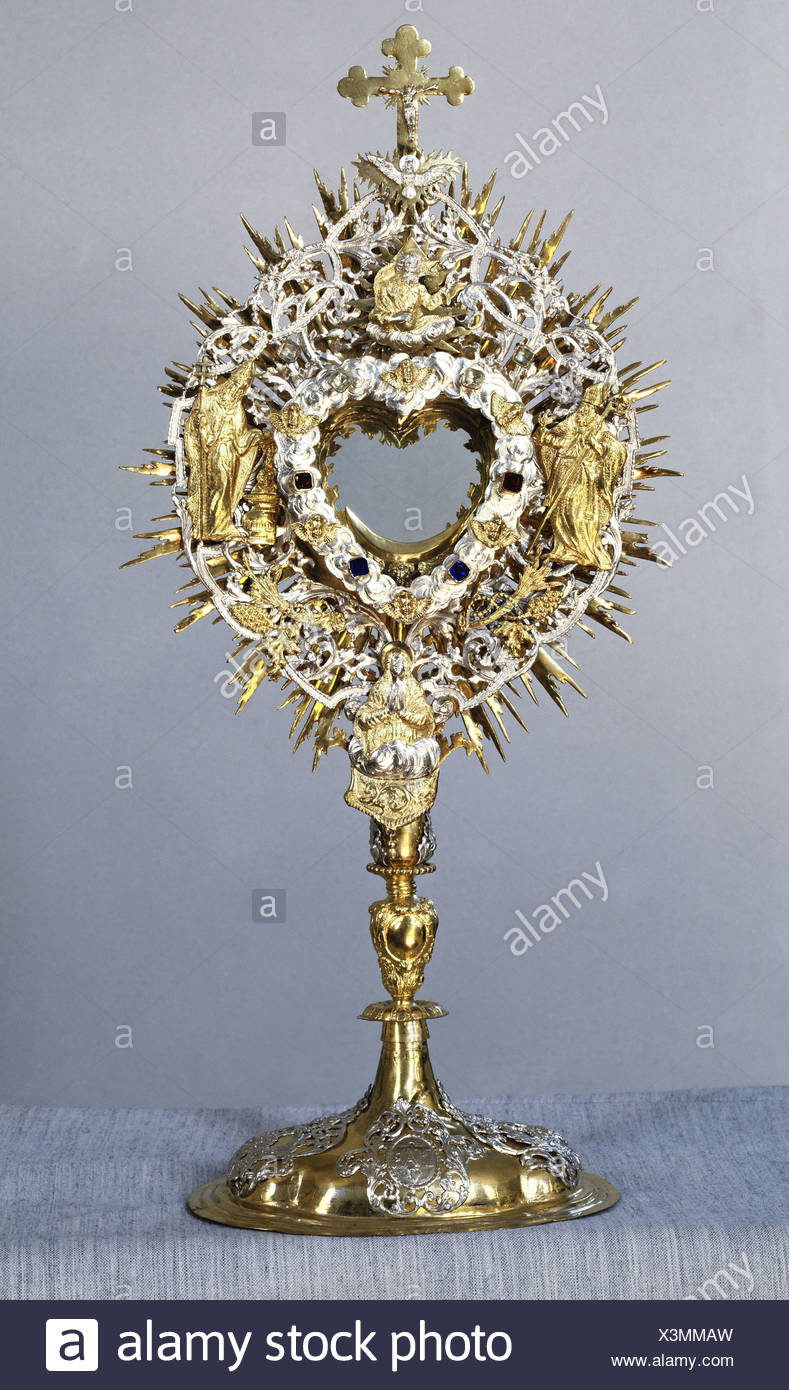 Monstrance Liturgical High Resolution Stock Photography and Images - Alamy