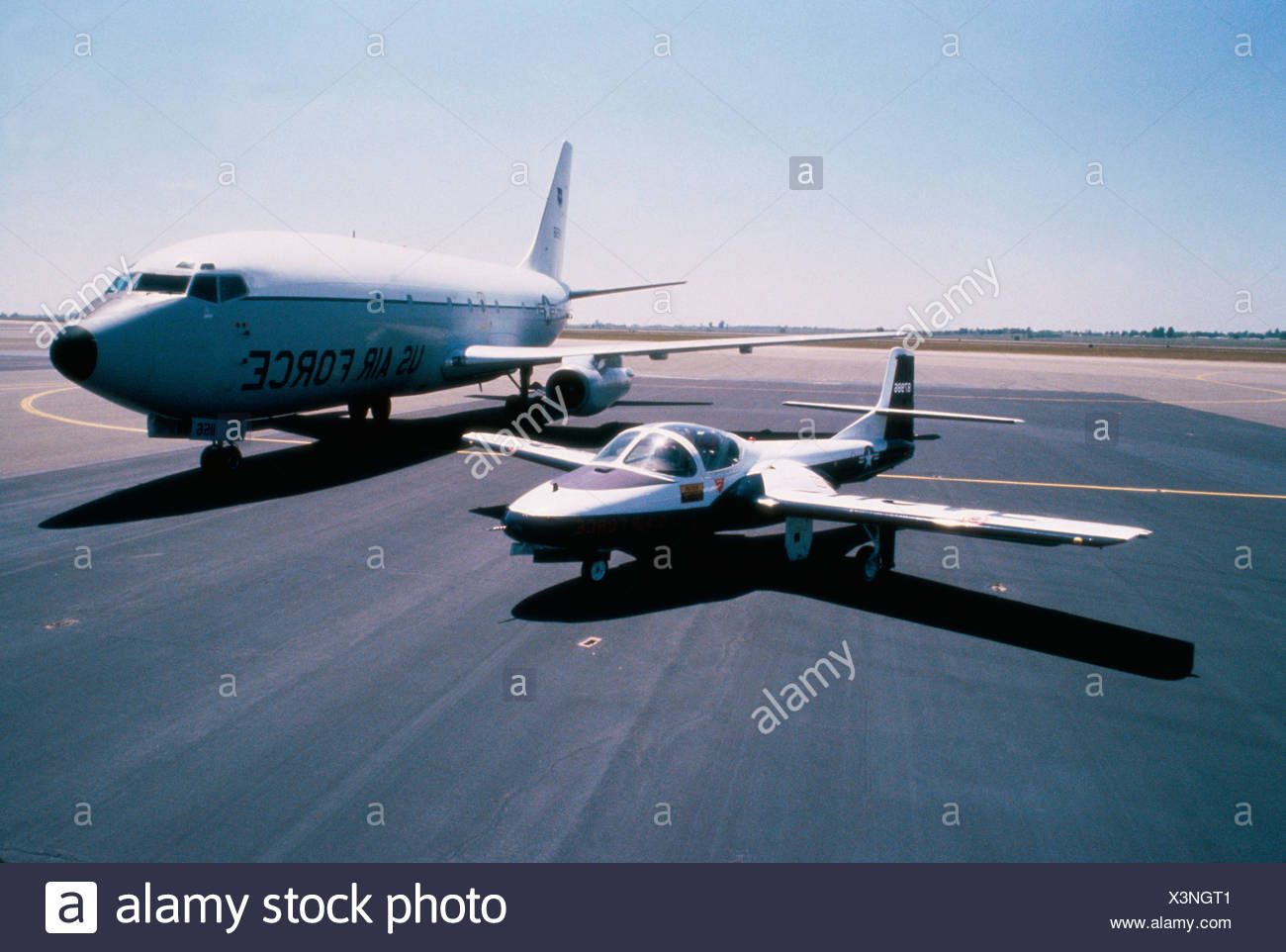 T 38 Aircraft High Resolution Stock Photography and Images - Alamy