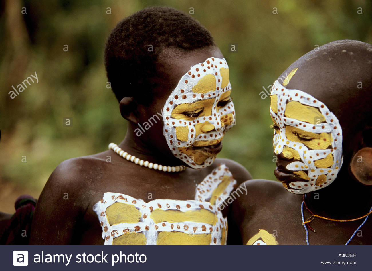 Mursi Tribe Girl Lip Plate High Resolution Stock Photography and Images ...
