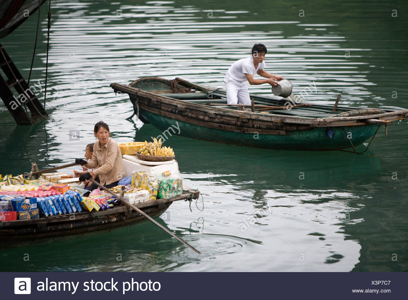 Bailing Boat Stock Photos & Bailing Boat Stock Images - Alamy