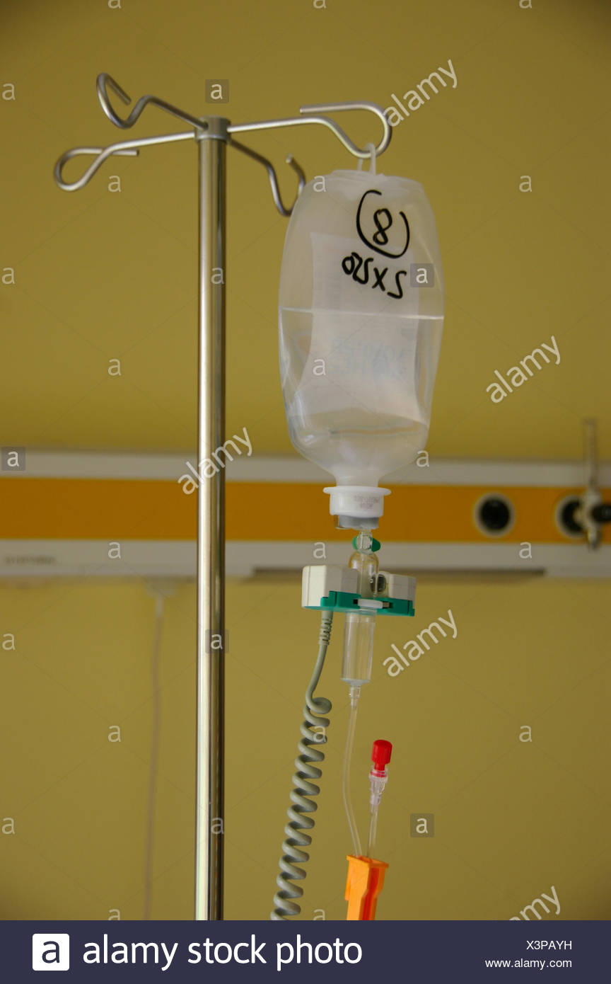 Infusionsflasche Stock Photos & Infusionsflasche Stock Images - Alamy