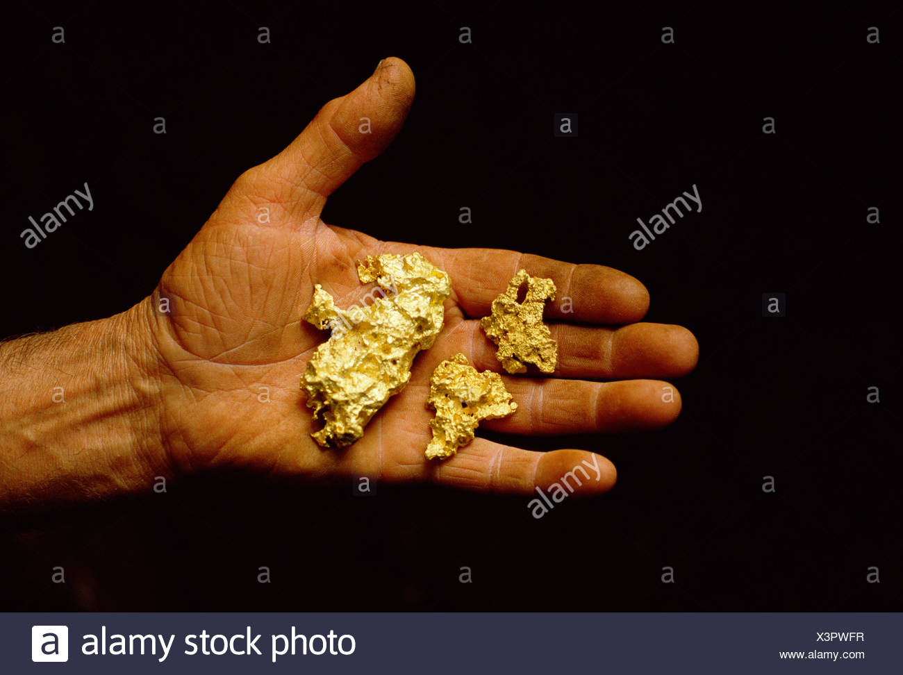 Gold Hand Stock Photos & Gold Hand Stock Images - Alamy