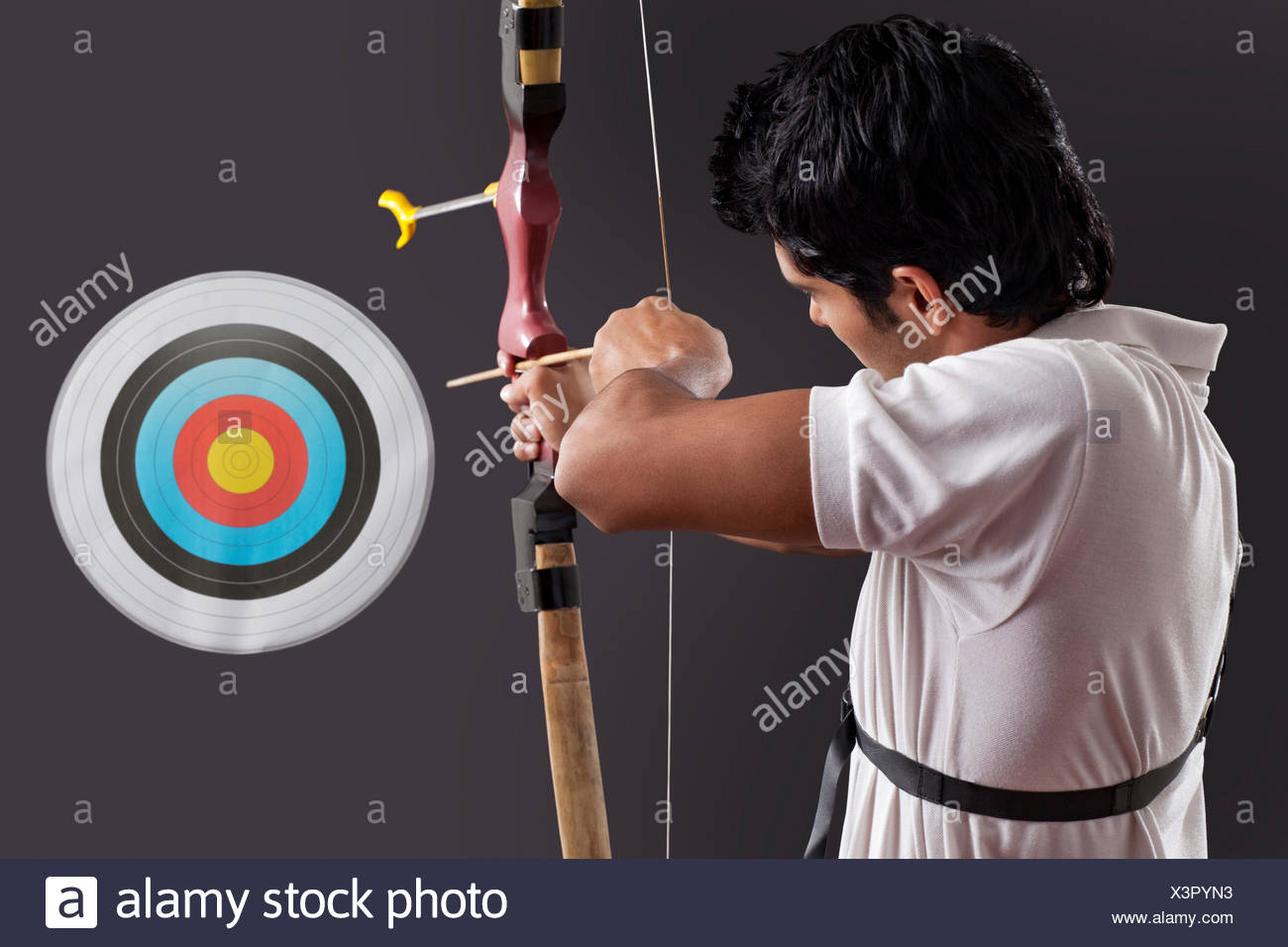 Aiming Target Stock Photos & Aiming Target Stock Images - Alamy