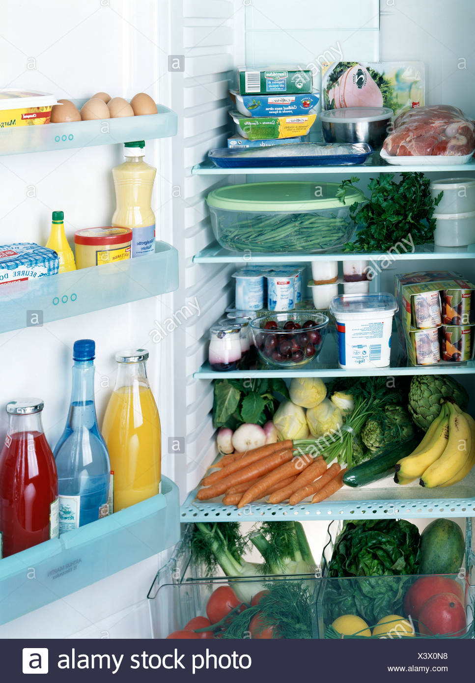 Tupperware Fridge High Resolution Stock Photography and Images - Alamy