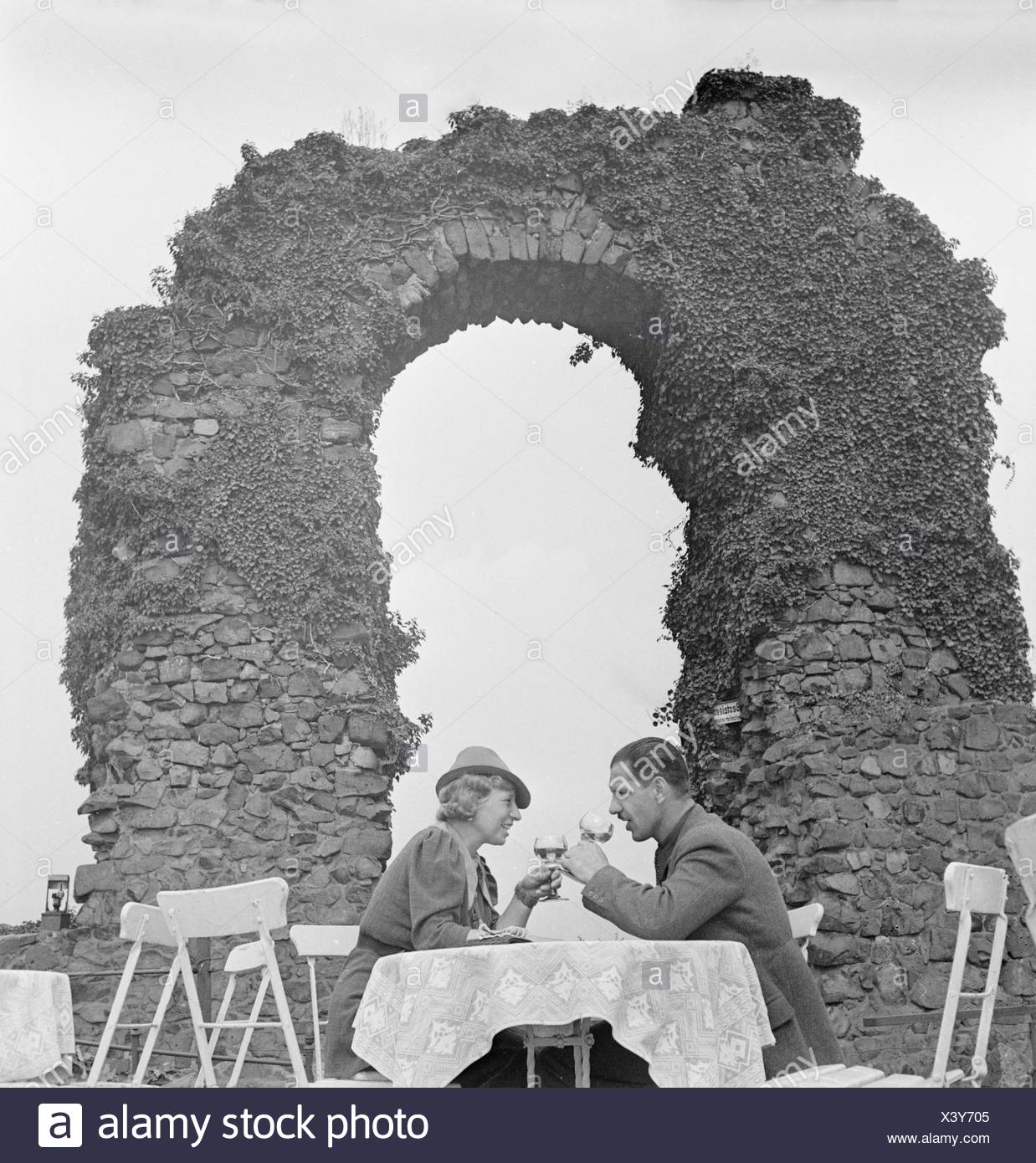 Rolandsbogen High Resolution Stock Photography and Images - Alamy