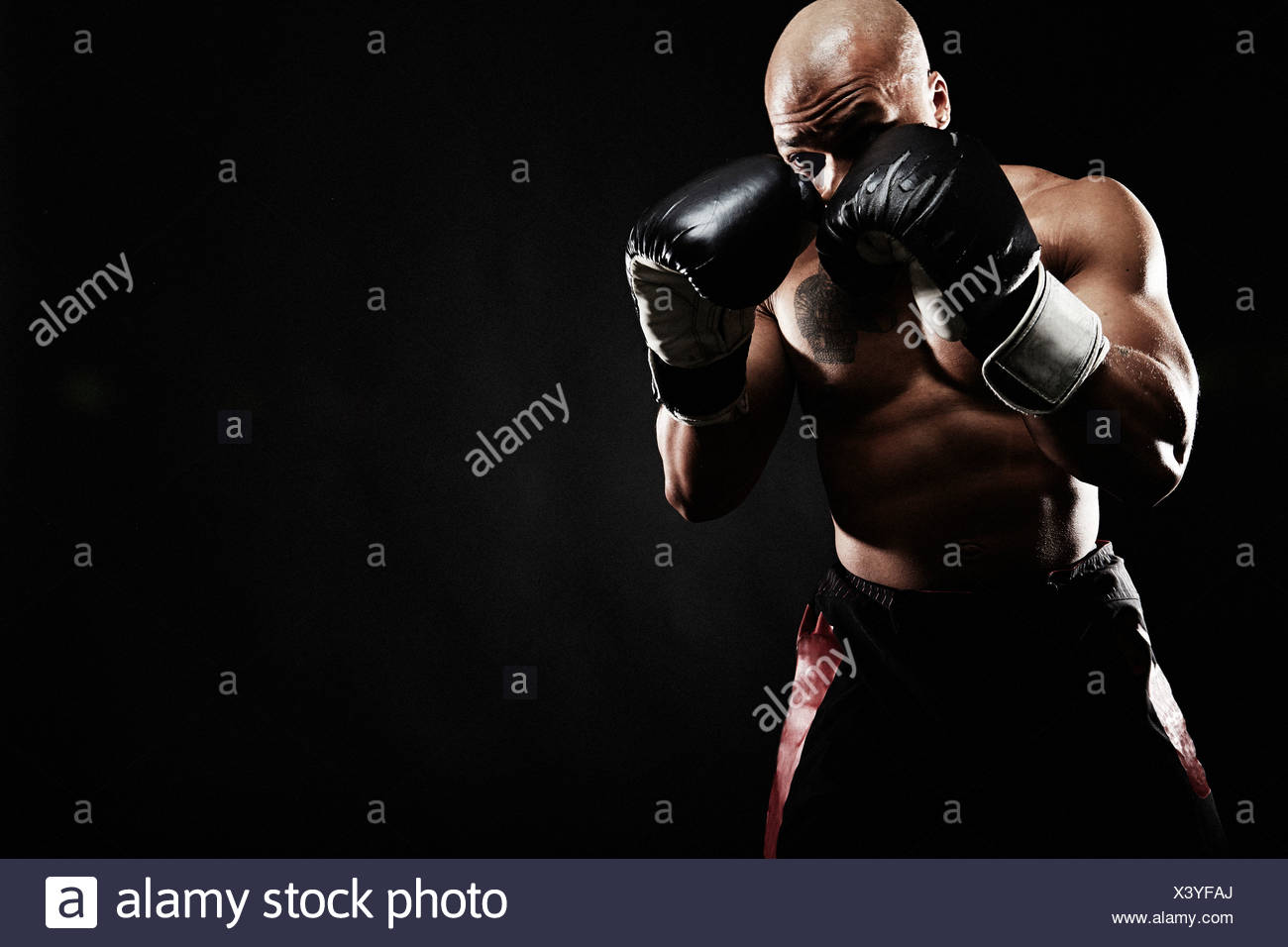 Body Punching High Resolution Stock Photography and Images - Alamy