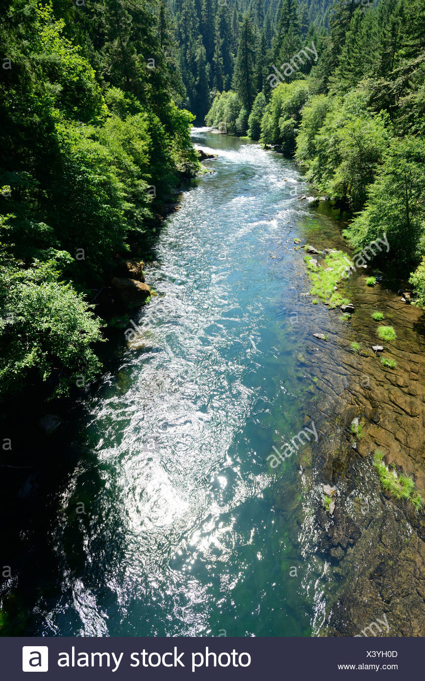 Umpqua River Bridge High Resolution Stock Photography and Images - Alamy