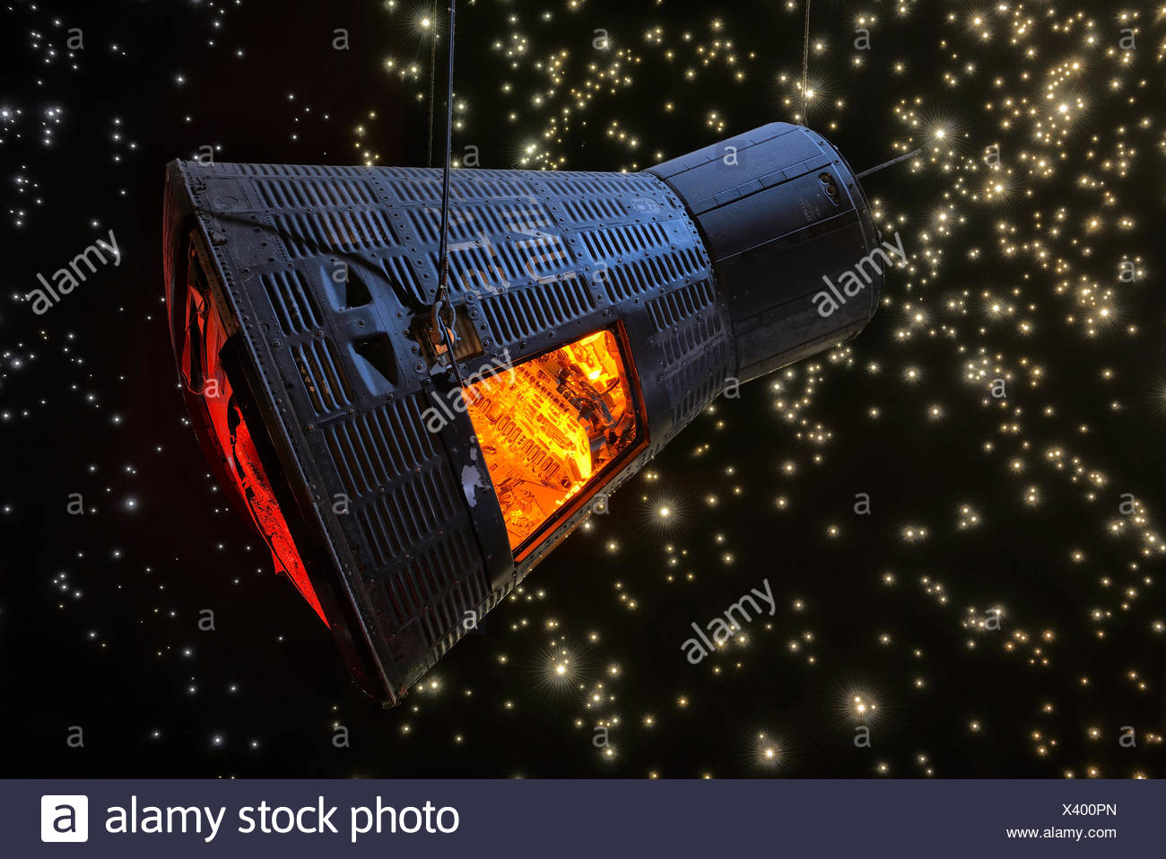 Nasa Capsule High Resolution Stock Photography and Images - Alamy