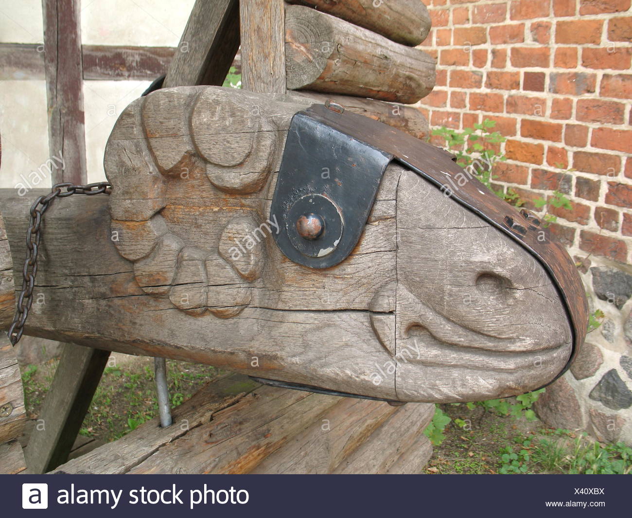 Battering Ram High Resolution Stock Photography and Images - Alamy