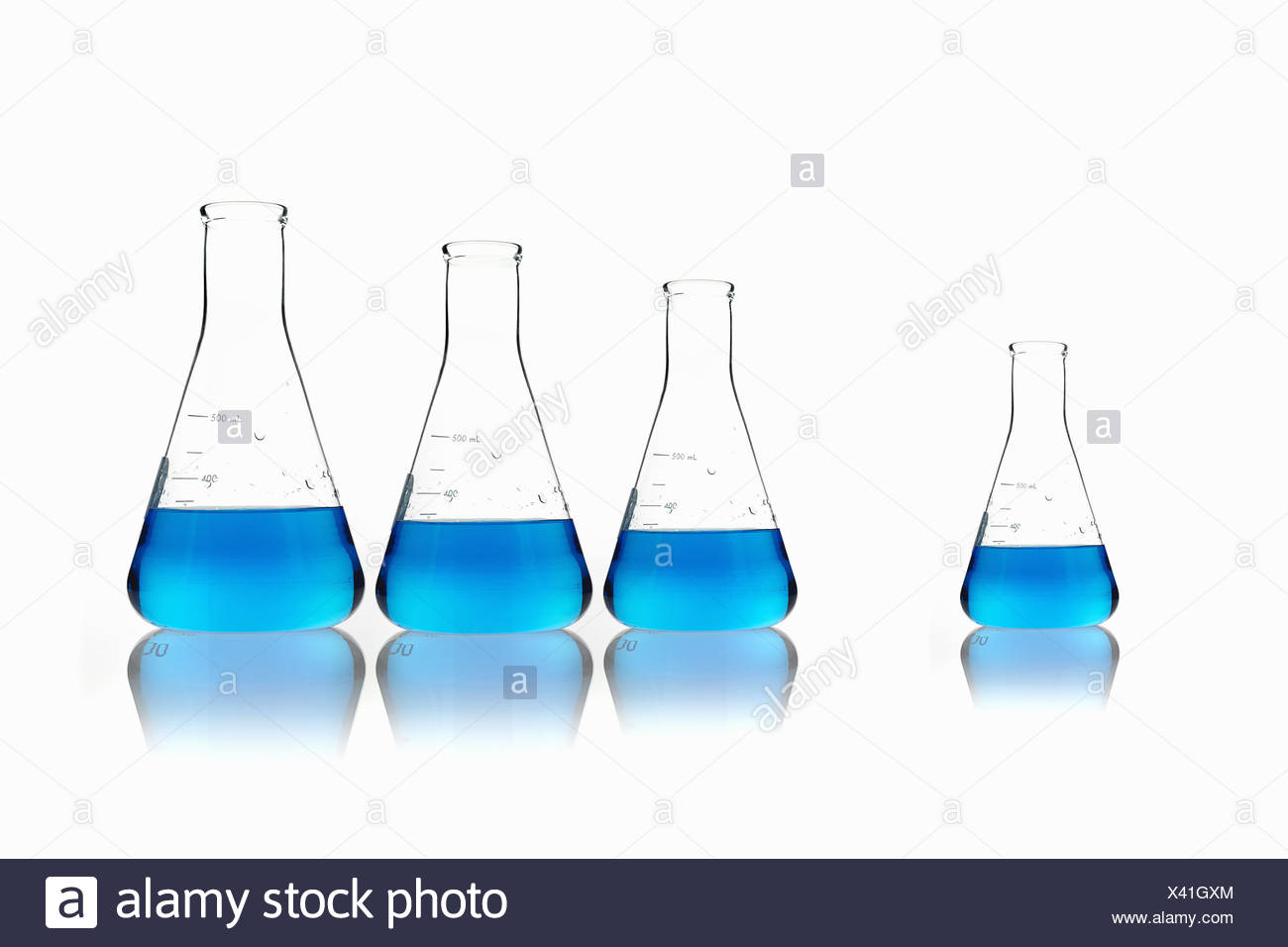 Volumetric Flasks Stock Photos & Volumetric Flasks Stock Images - Alamy
