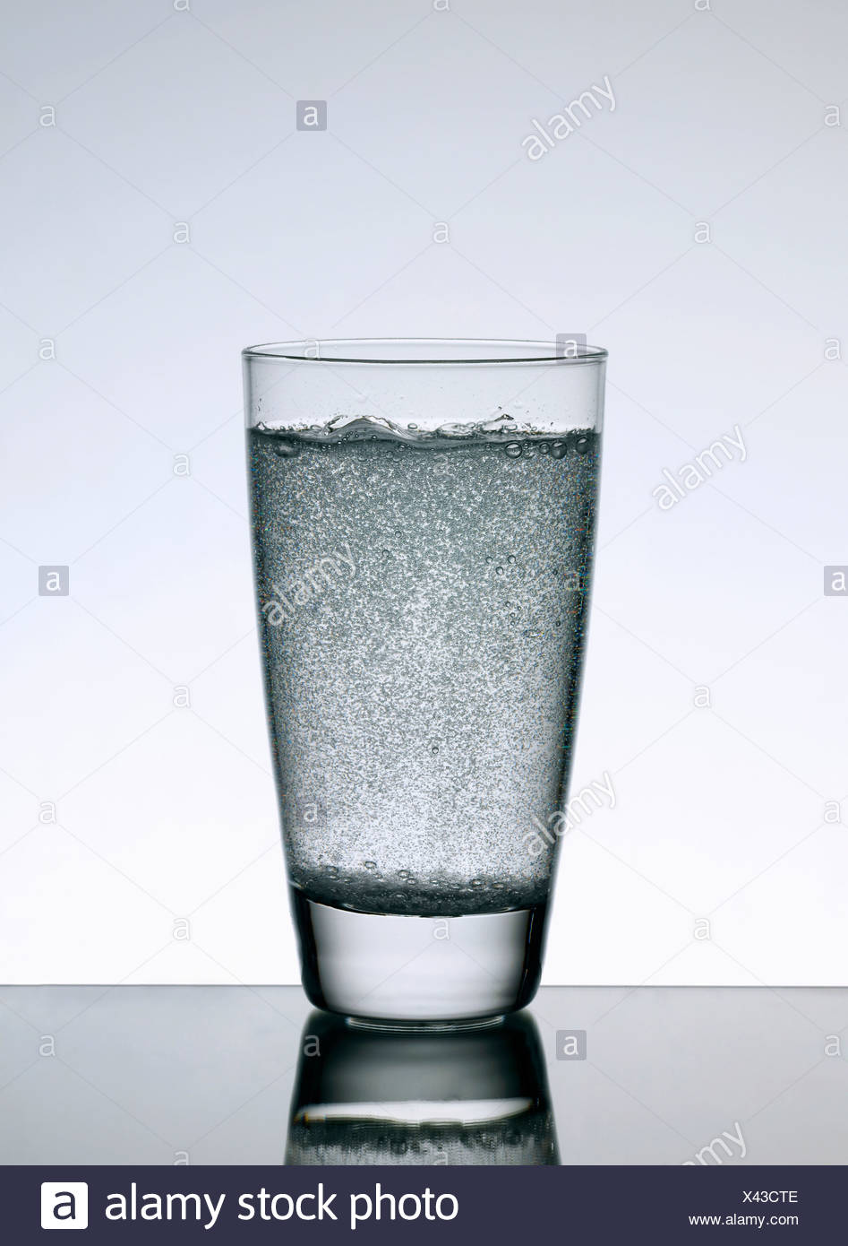 Glistening Fresh Water High Resolution Stock Photography and Images - Alamy