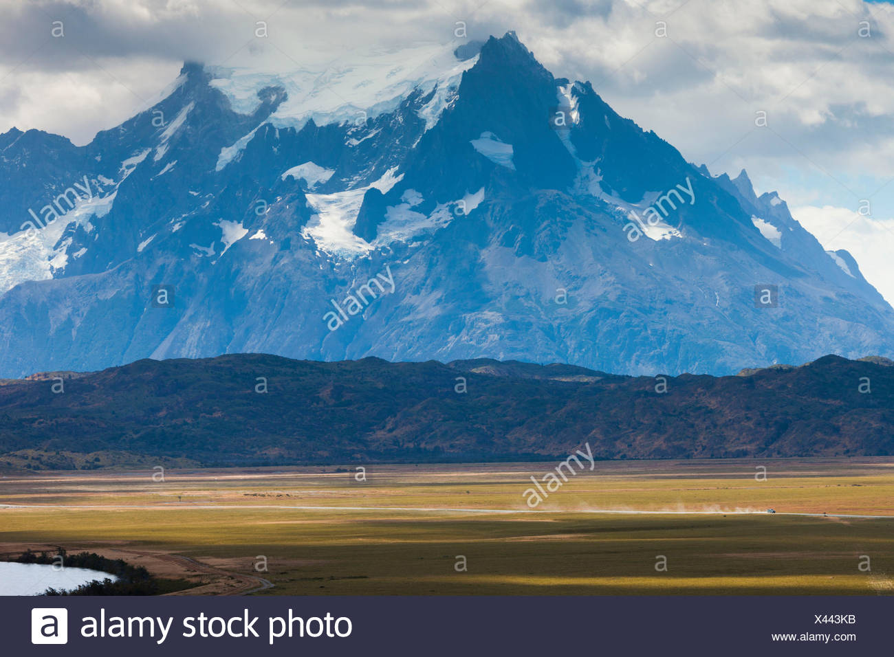 Lago Del Toro High Resolution Stock Photography and Images - Alamy
