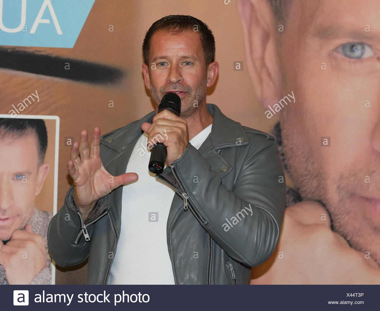 Schweizer Schlagersänger Stock Photos & Schweizer Schlagersänger Stock ...