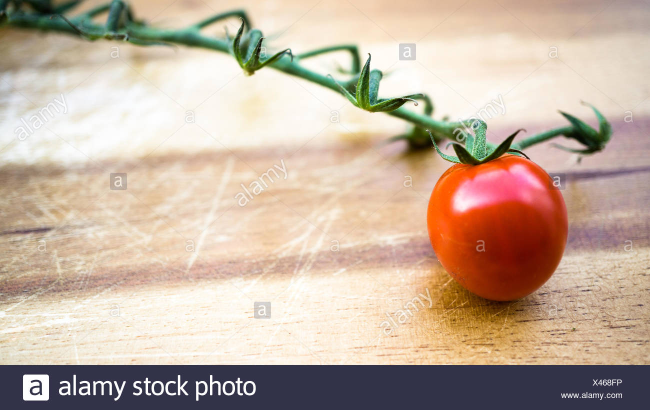 Tomato Truss High Resolution Stock Photography and Images - Alamy
