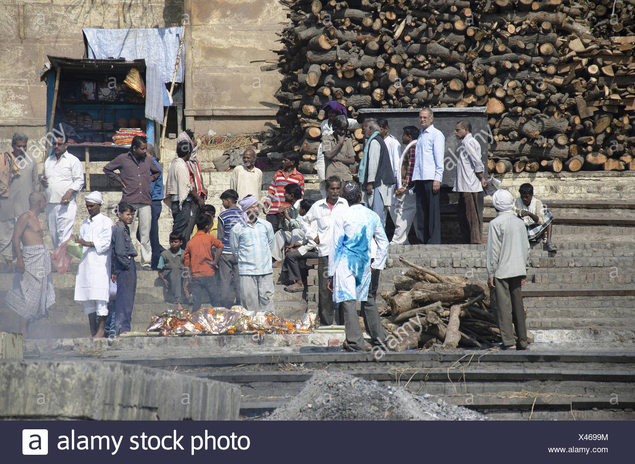 Death Rituals High Resolution Stock Photography and Images - Alamy