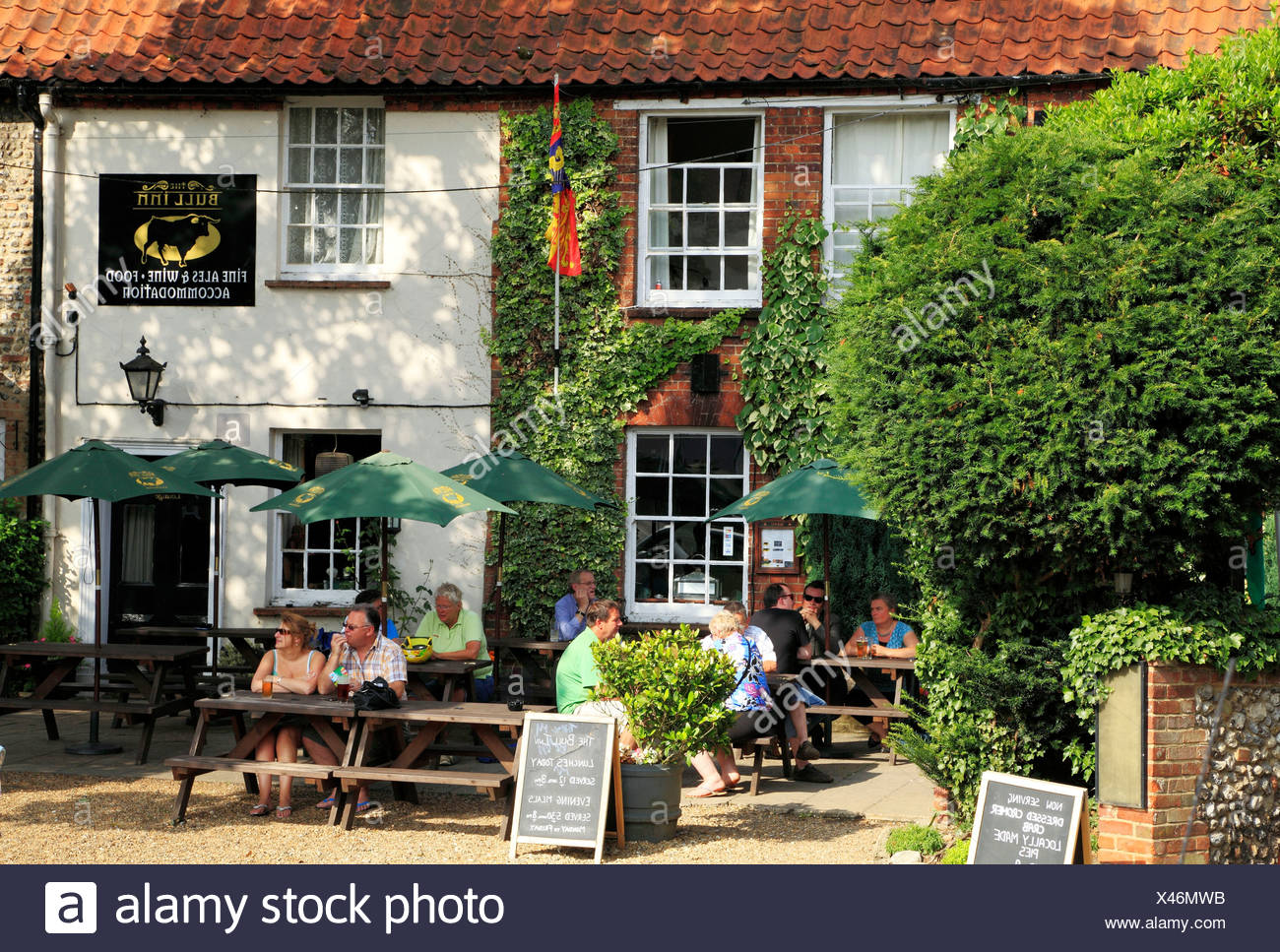 Pubs High Resolution Stock Photography and Images - Alamy
