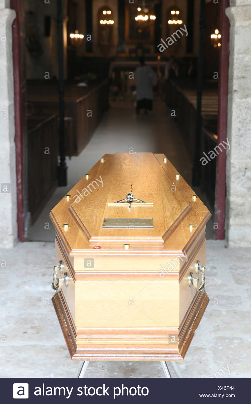 Funeral Mass Stock Photos & Funeral Mass Stock Images - Alamy