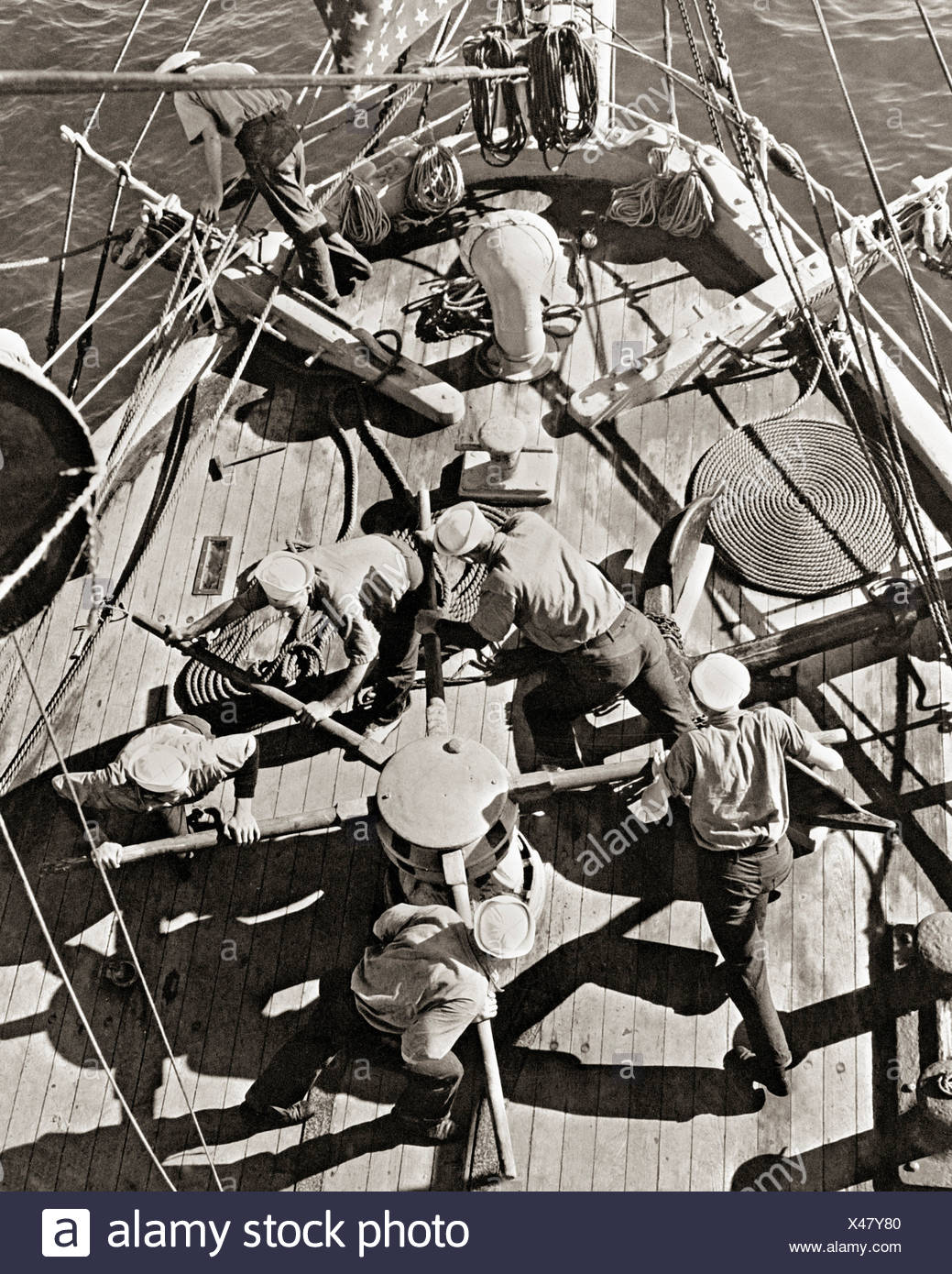 Raising The Anchor High Resolution Stock Photography and Images - Alamy