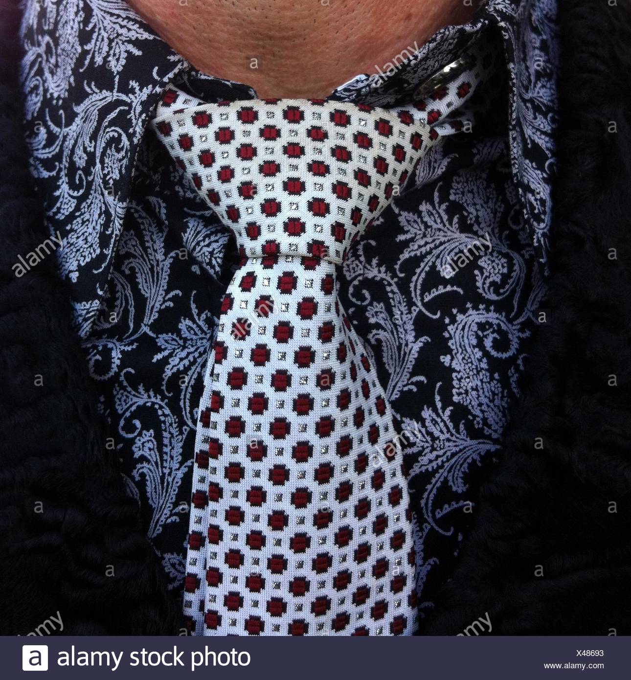 How To Tie A Tie High Resolution Stock Photography and Images - Alamy