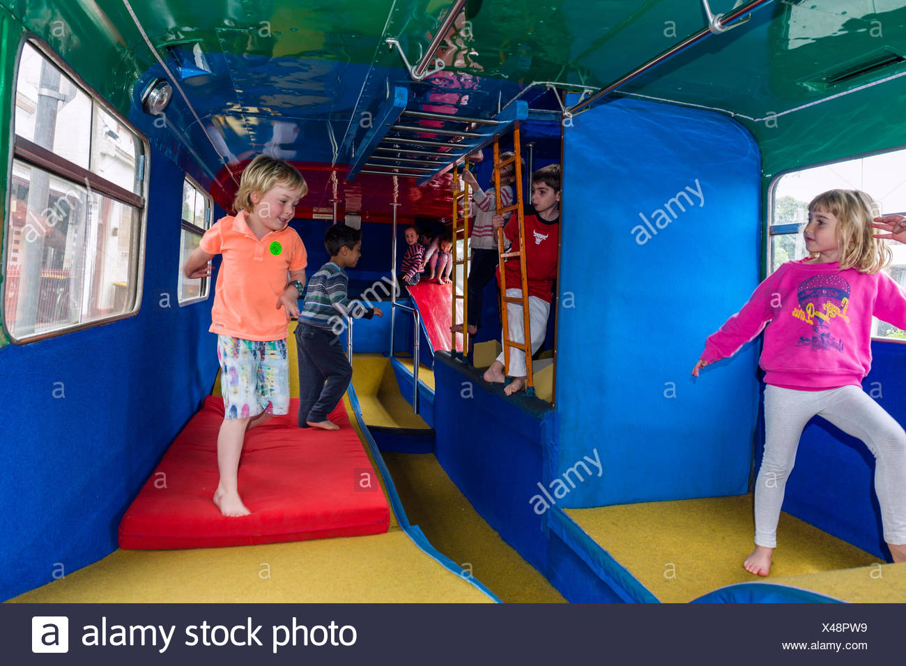 Excited Child Bus High Resolution Stock Photography and Images - Alamy