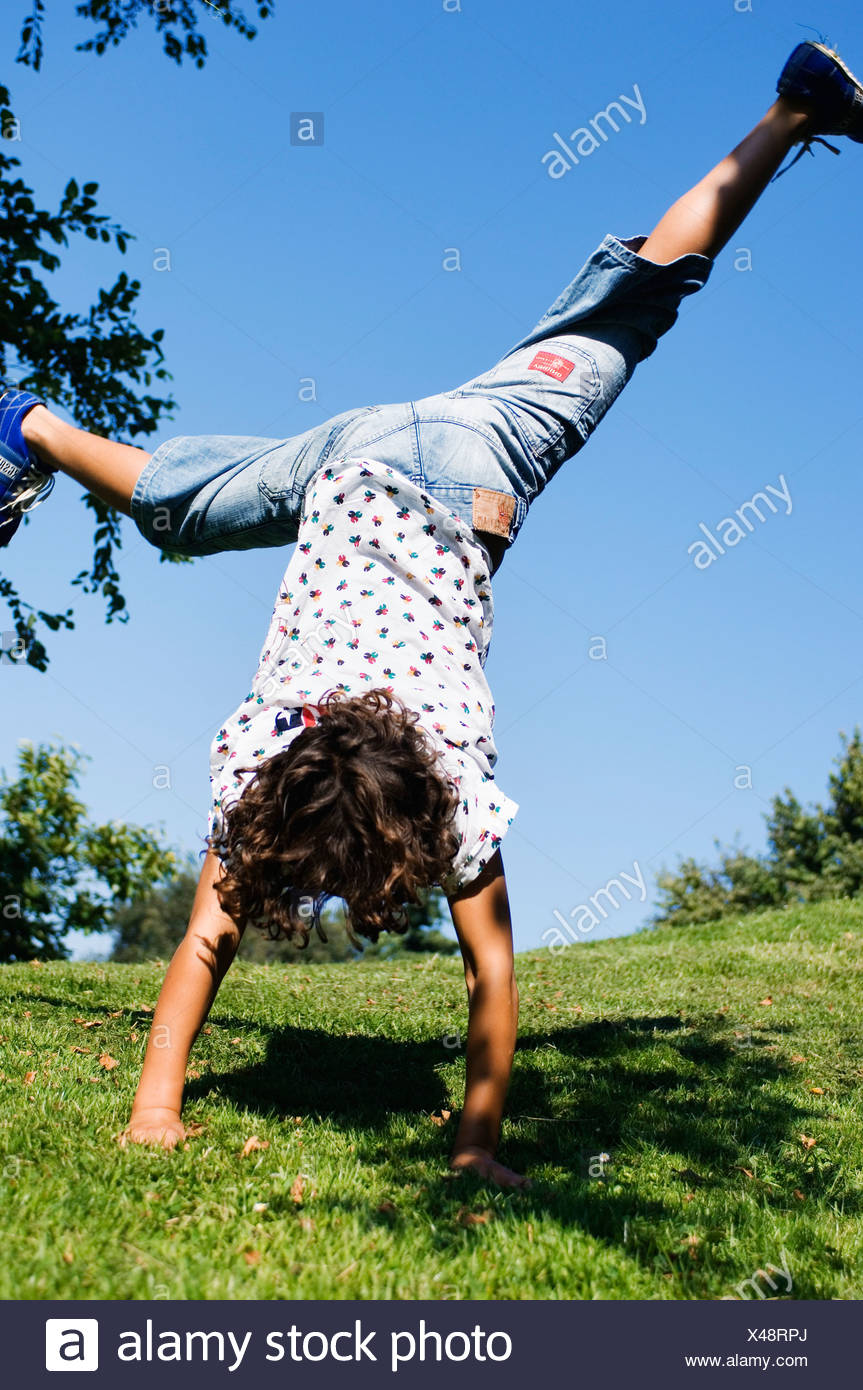 Handstand Child Stock Photos & Handstand Child Stock Images - Alamy