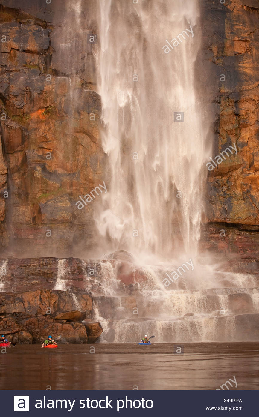Congo River Waterfall Stock Photos & Congo River Waterfall Stock Images ...