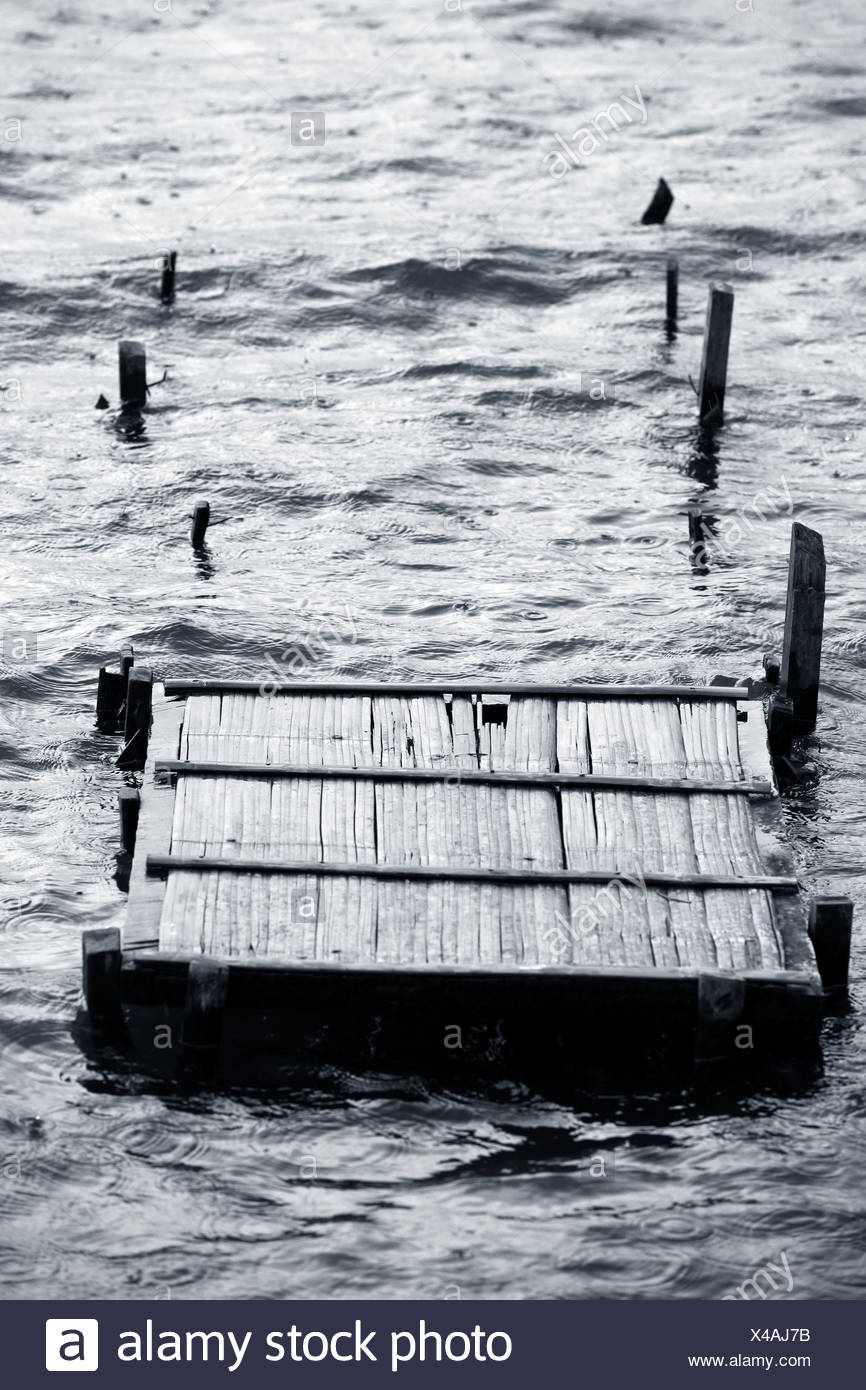 Destroyed Bridge Stock Photos & Destroyed Bridge Stock Images - Alamy