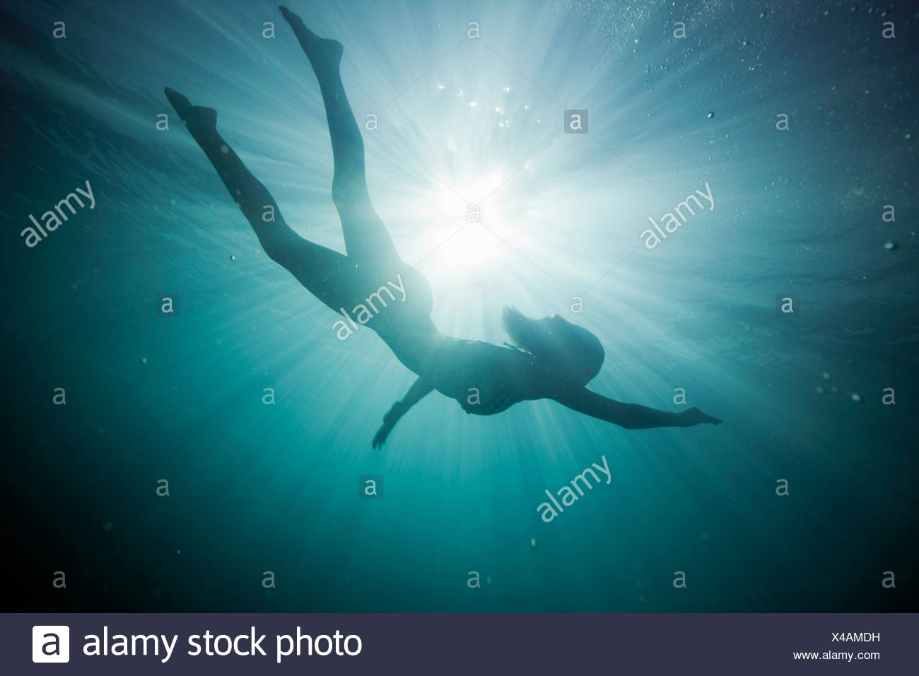 Girl Underwater Stock Photos & Girl Underwater Stock Images - Alamy